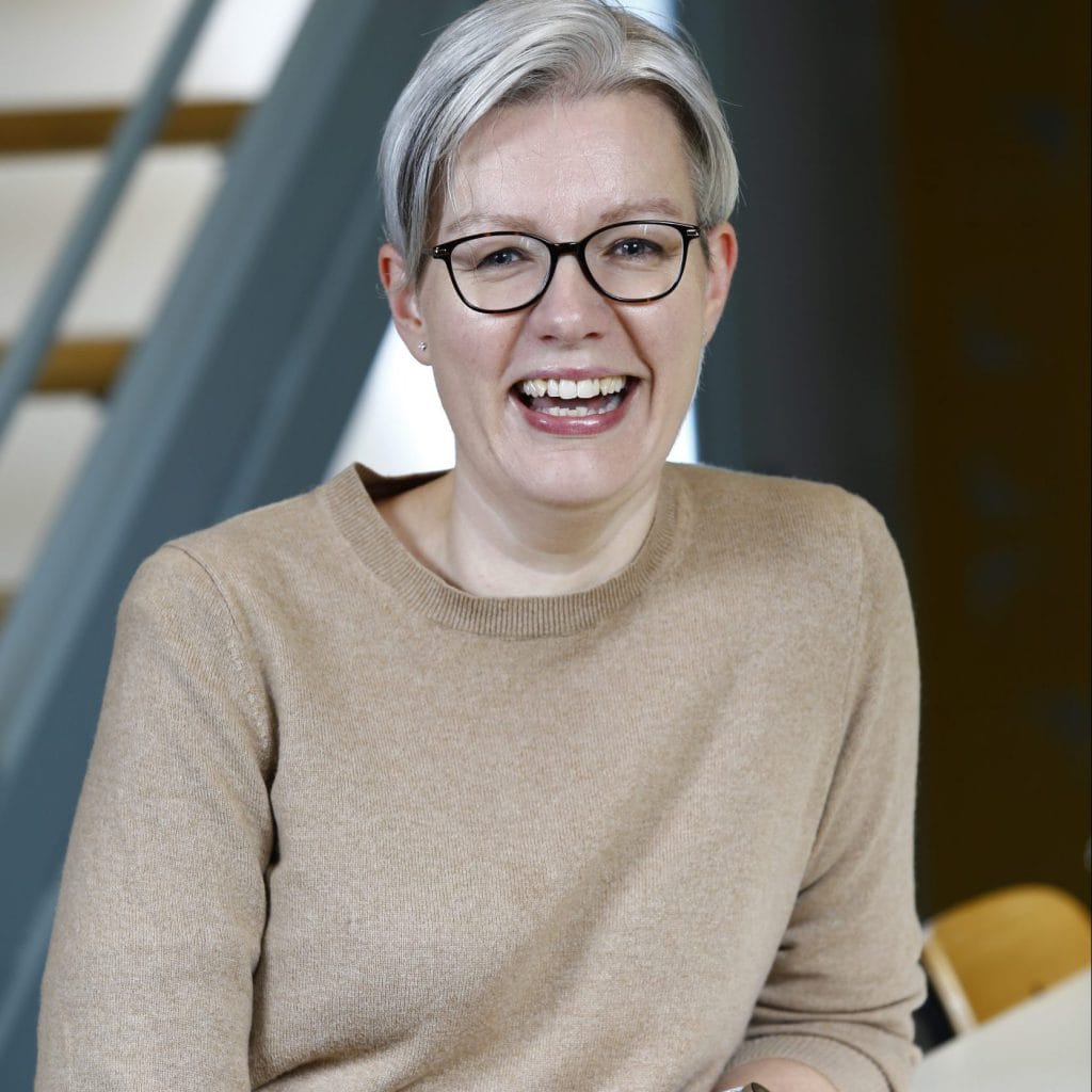 » Kirsten Hogg elected to the Starcatchers board - Starcatchers